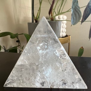 Clear Quartz Tetrahedron Pyramid W/ Reiki Sacred Geometry Platonic ...