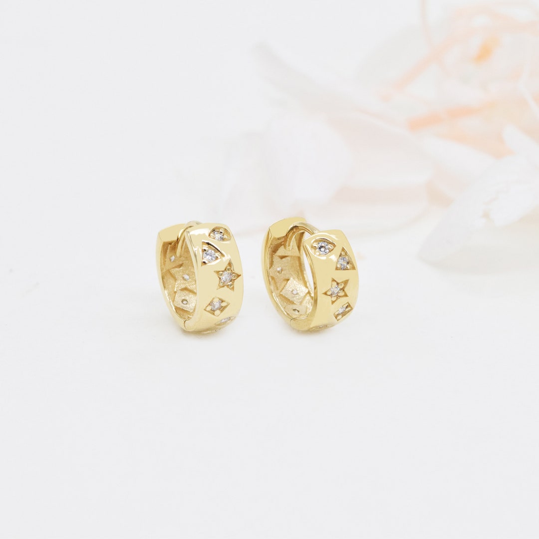 10K Solid Gold Diamond Star Setting Earring, Gold CZ Huggie Hoop ...