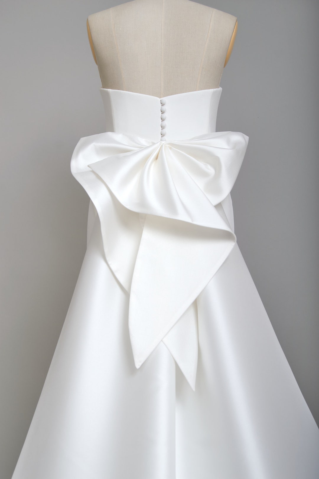 Amelia Detachable Train Bow, Detachable Wedding Train, Wedding Train ...