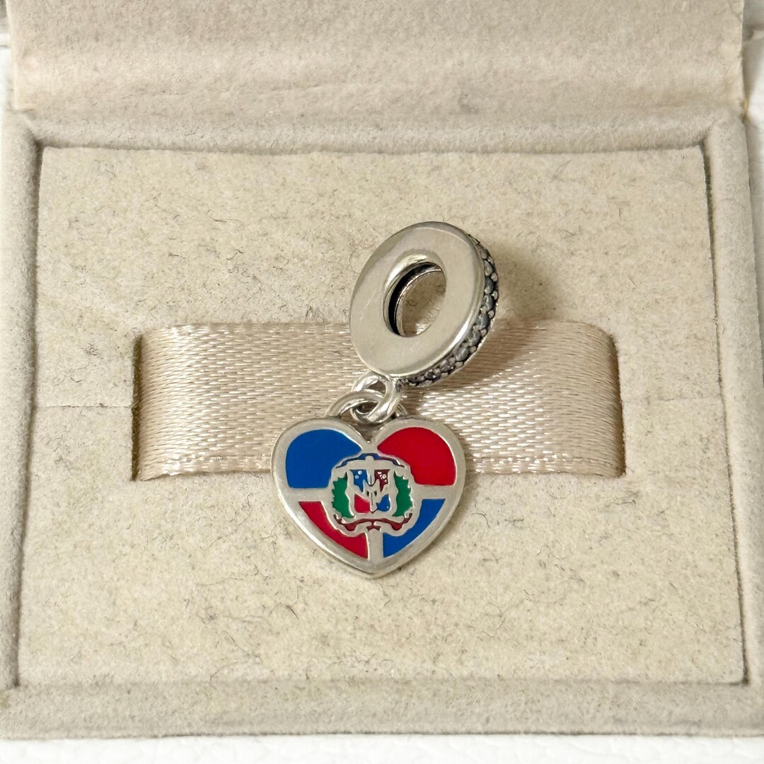 Pandora Dominican Republic Charm