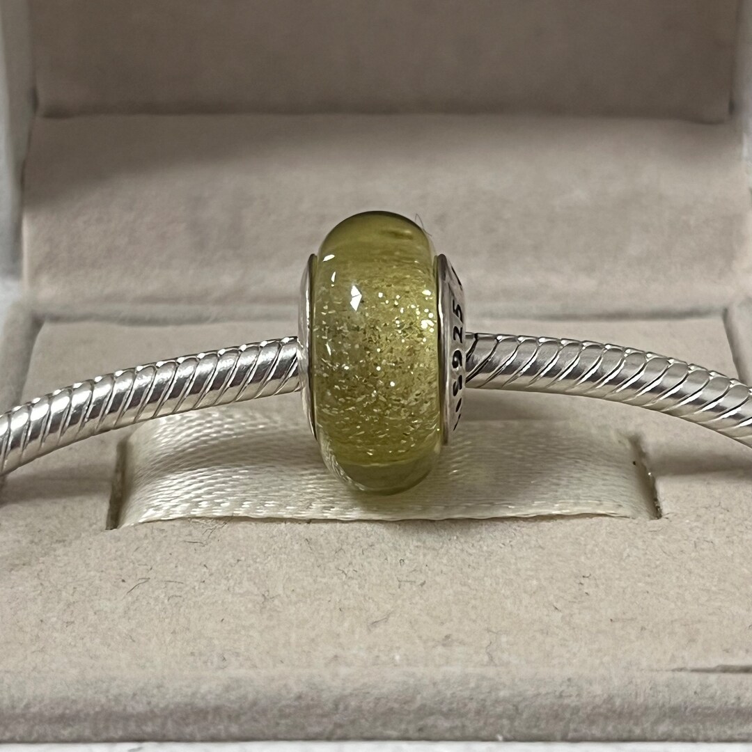 Pandora yellow murano store