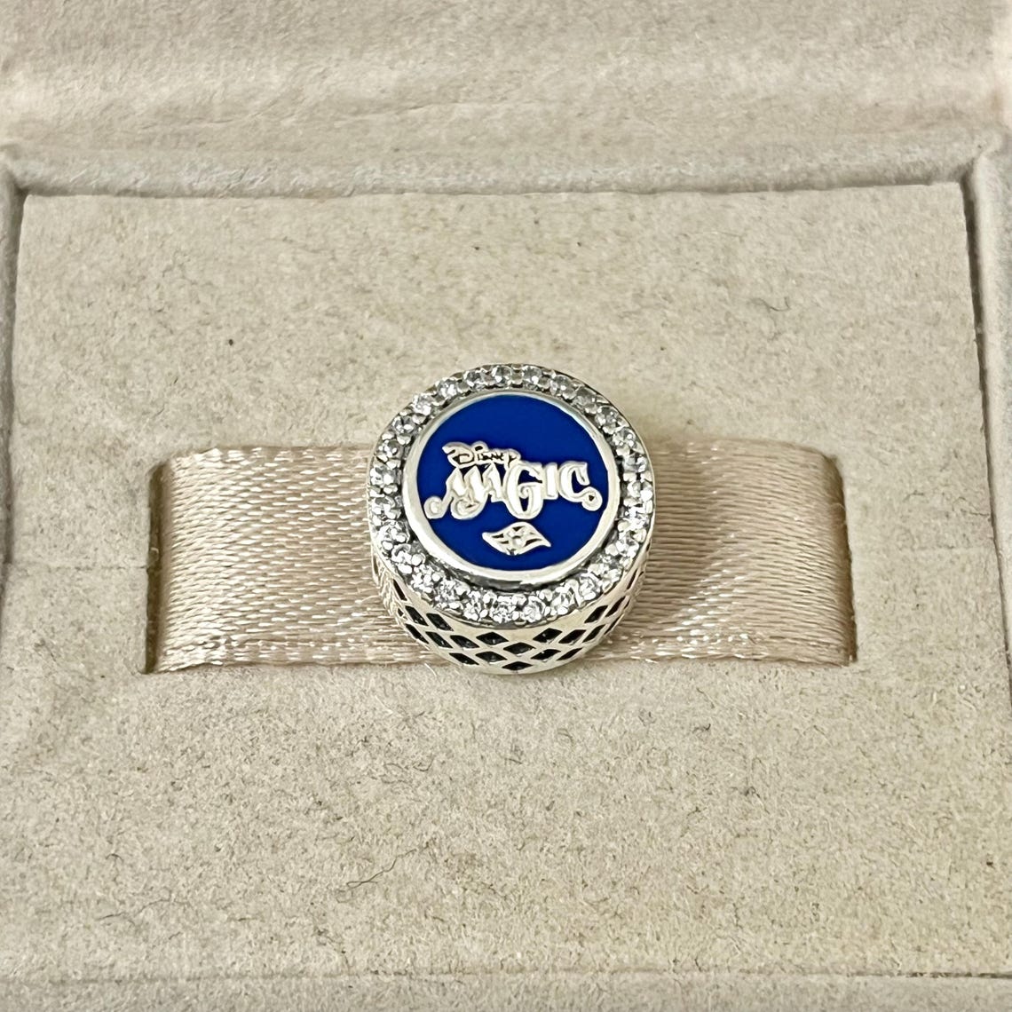 Pandora Disneymagic Goofy Goof Circle Bead Charm S925 Sterling Silver ...