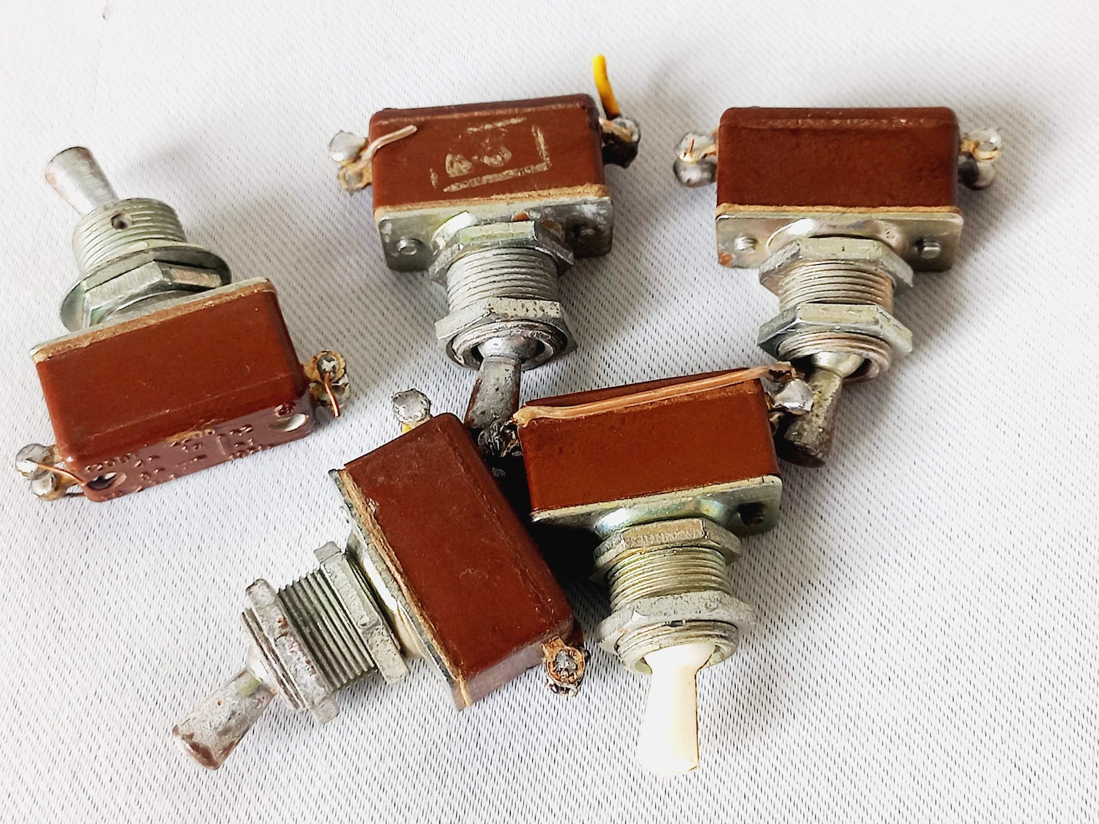 Soviet VINTAGE on / off Set of 5 TOGGLE SWITCHES Old Russian Electrical ...