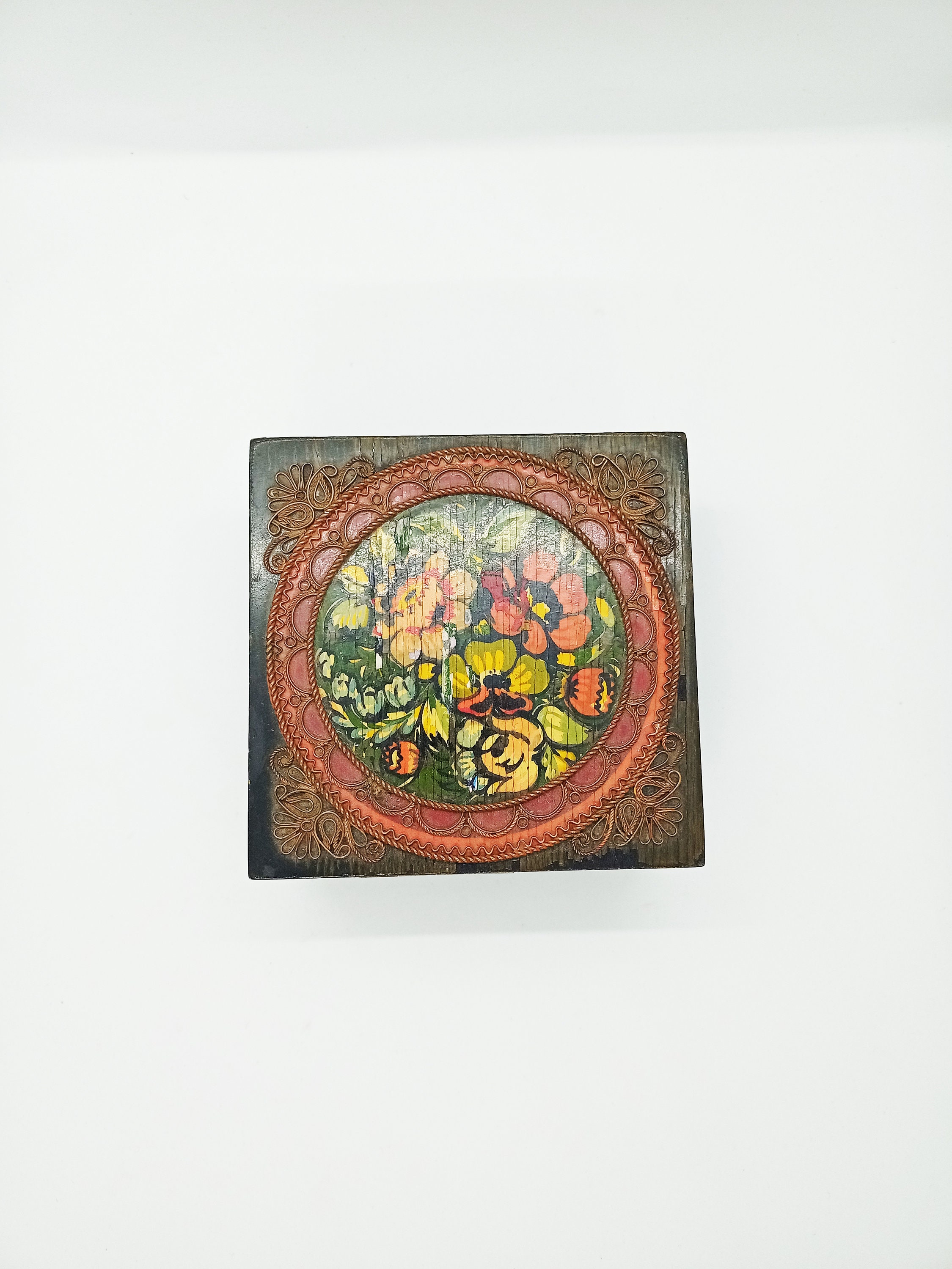 SOVIET Lacquered WOODEN Box With Ornaments. ANTIQUE Jewelry Box - Etsy