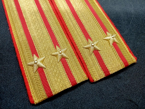 Original MILITARY Epaulet of a Soviet OFFICER Epaulet of the | Etsy