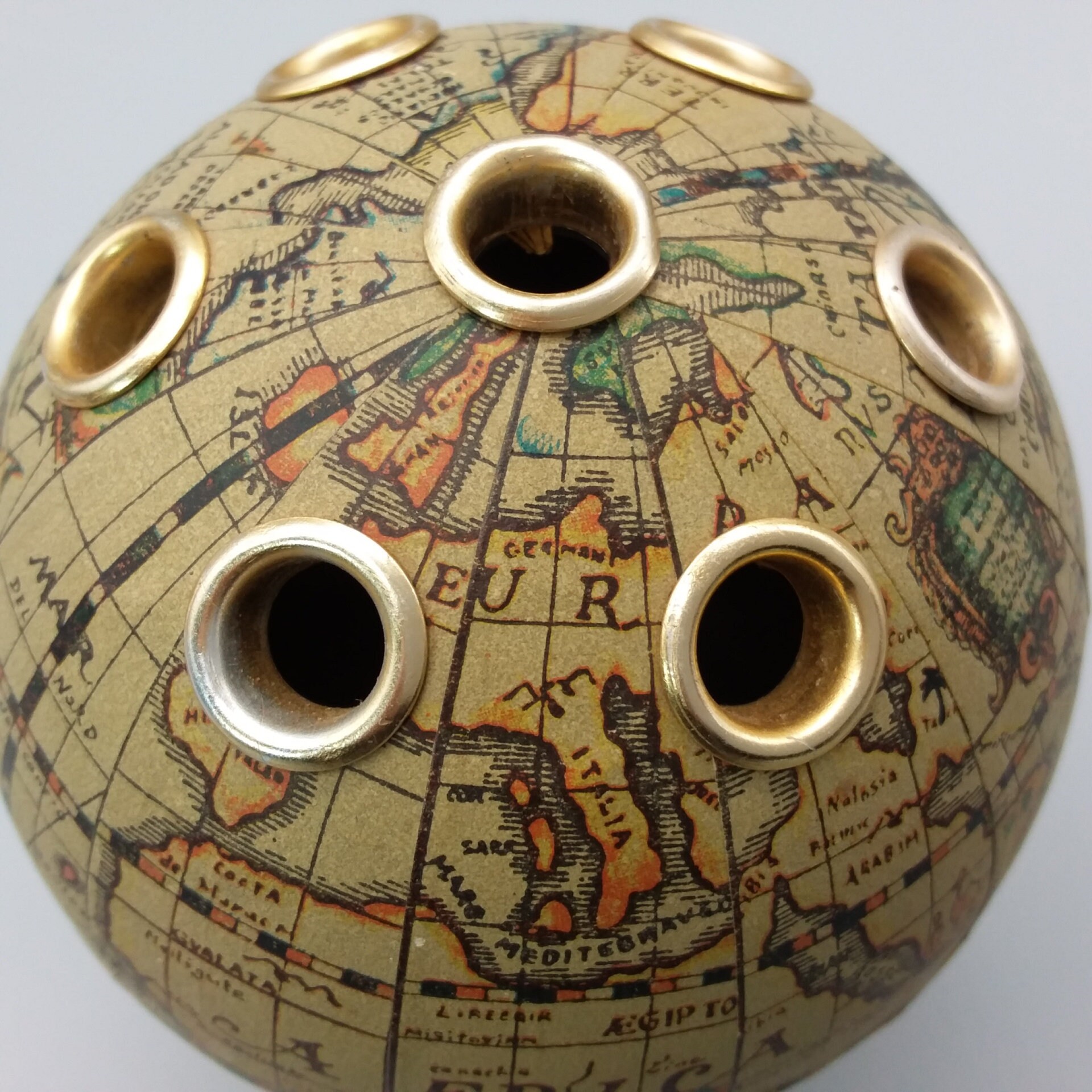 World Map Pen Holder - Etsy