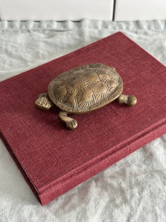 brass turtle vintage trinket - Gem