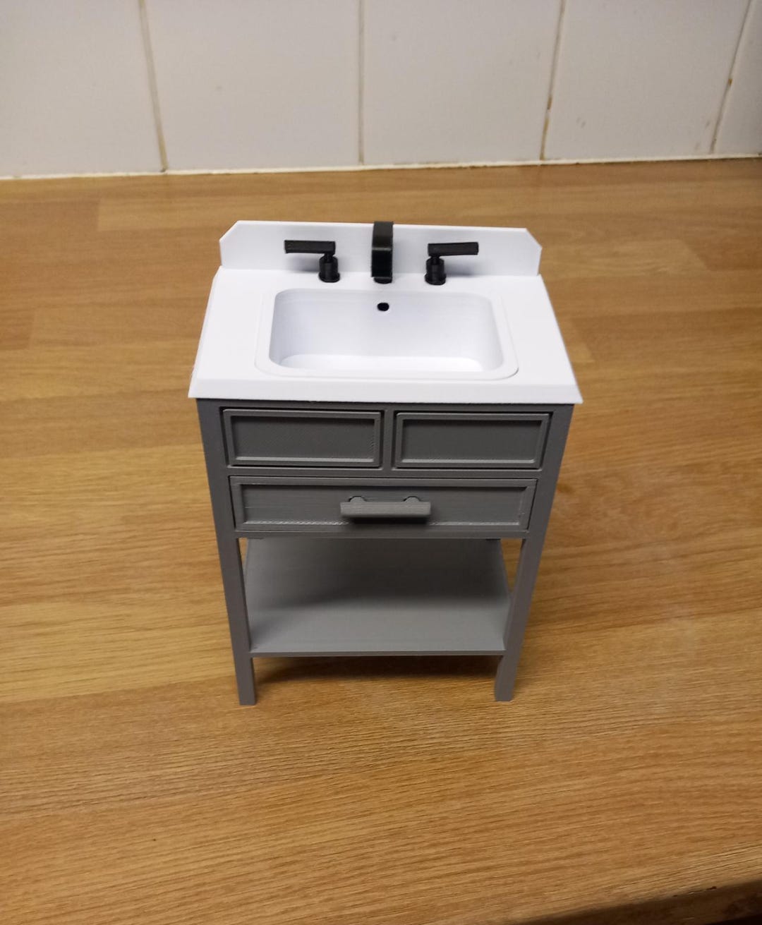 Dolls House 1:6 Bathroom Vanity Unit in a Range of Colours, With Sink ...