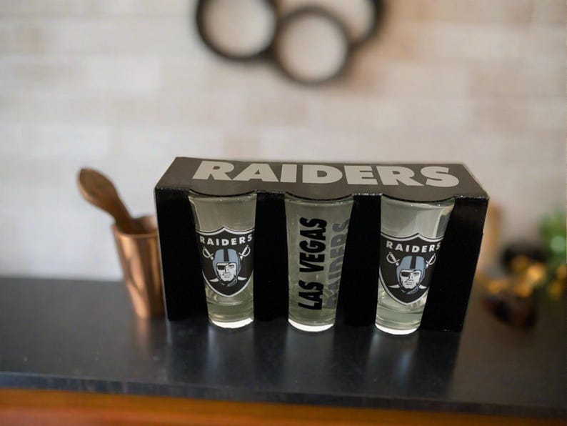 Football Team Shot Glass Set: Personalized NFL Gift - Etsy