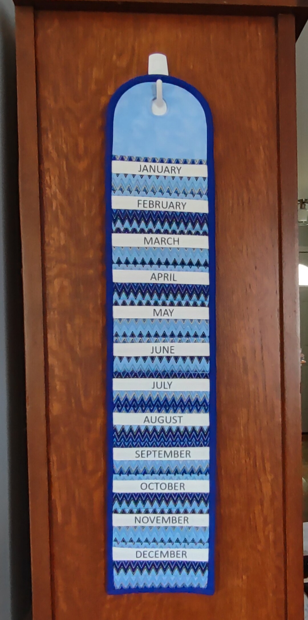 Appointment Card Keeper. Hanging Wall Calendar for Business Sized Cards ...