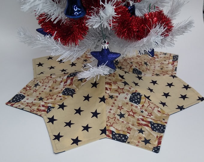 16" Tabletop Tree Skirt. Star Shaped Light Quilted Patriotic Print ...
