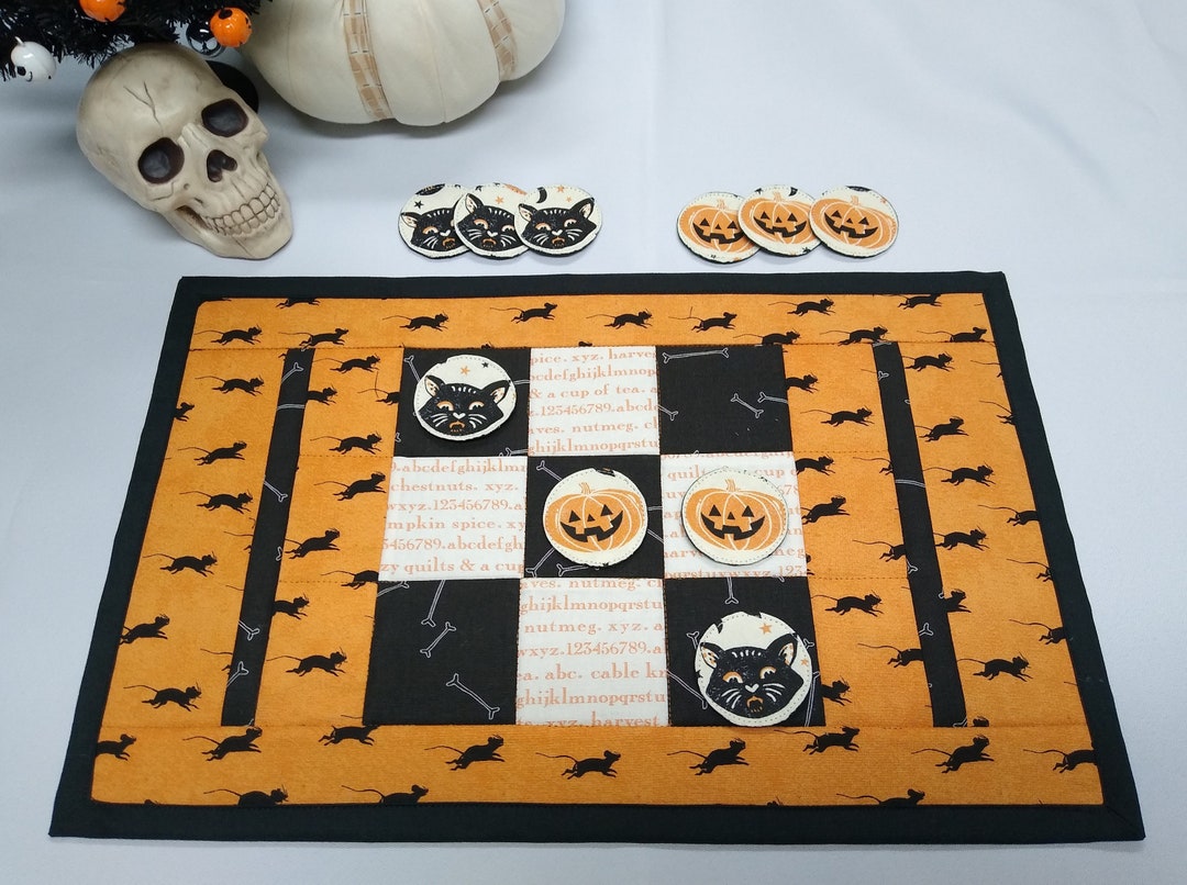 Tic-tac-toe Kids Quilted Halloween Placemat. Fun Interactive Placemat ...