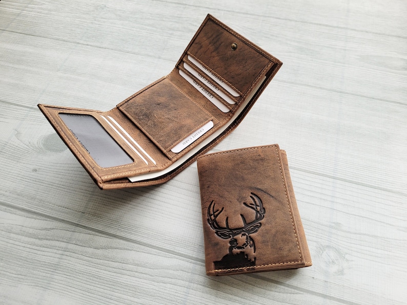 Personalized Deer Trifold Leather Wallet for Men - Hunting Gift for Men ...