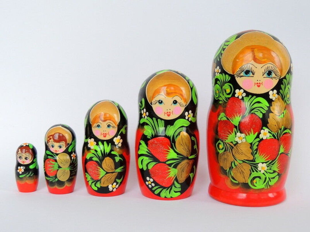 Set of 5 Vintage Russian Soviet Nesting Dolls Wood Stacking Matryoshka ...