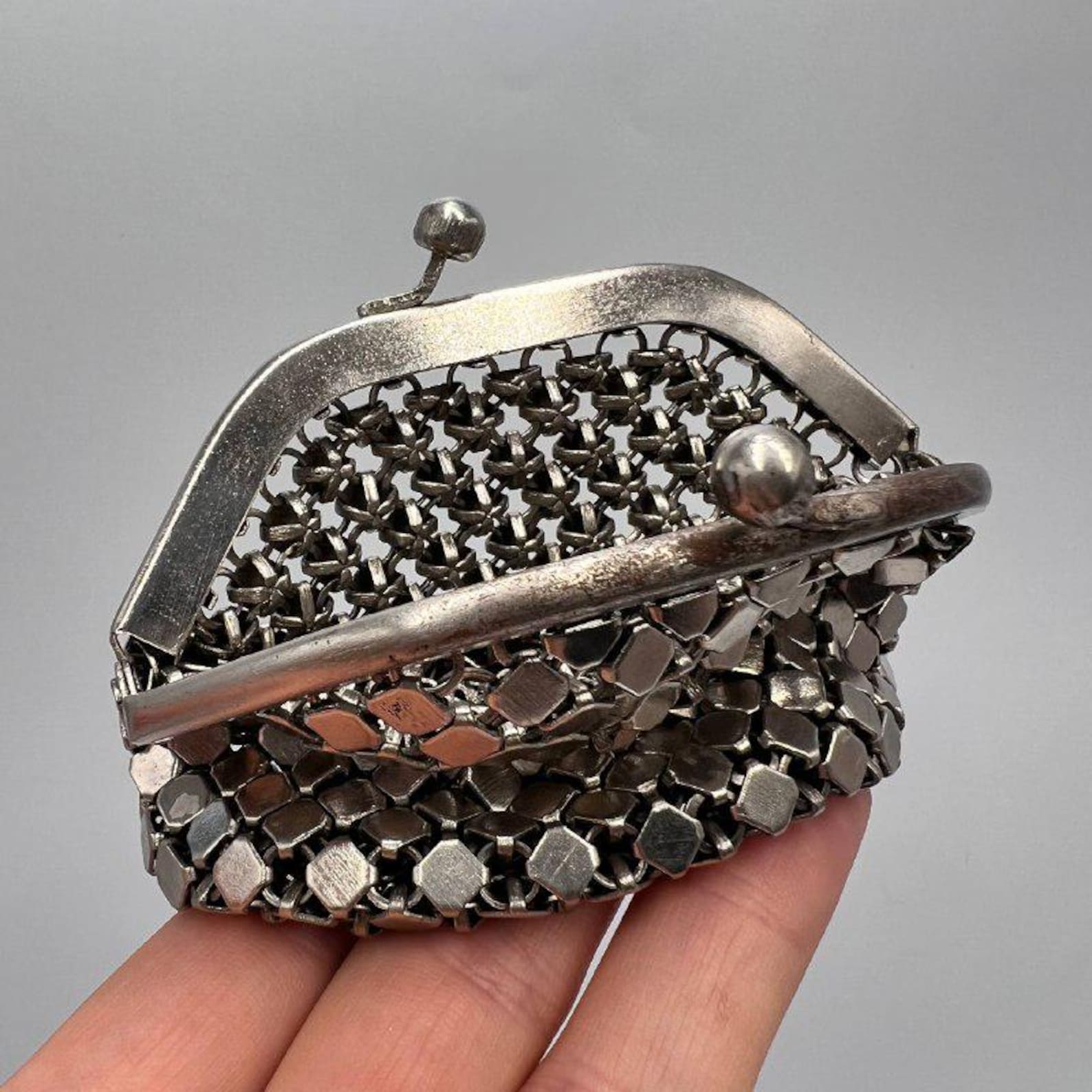 Vintage Silver Mesh Coin Purse – Art Deco Kiss Lock Evening Bag - Etsy