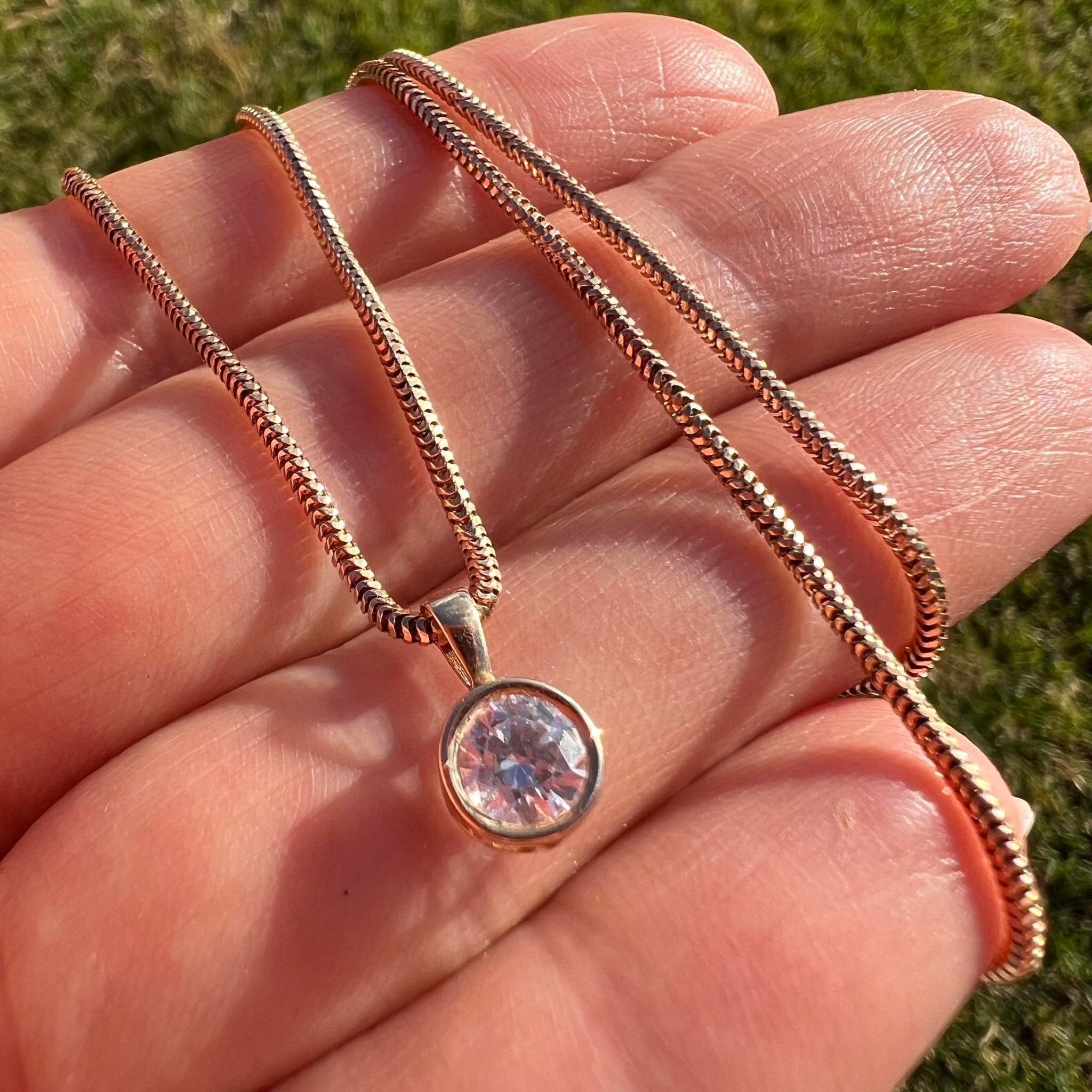 585 rose gold store