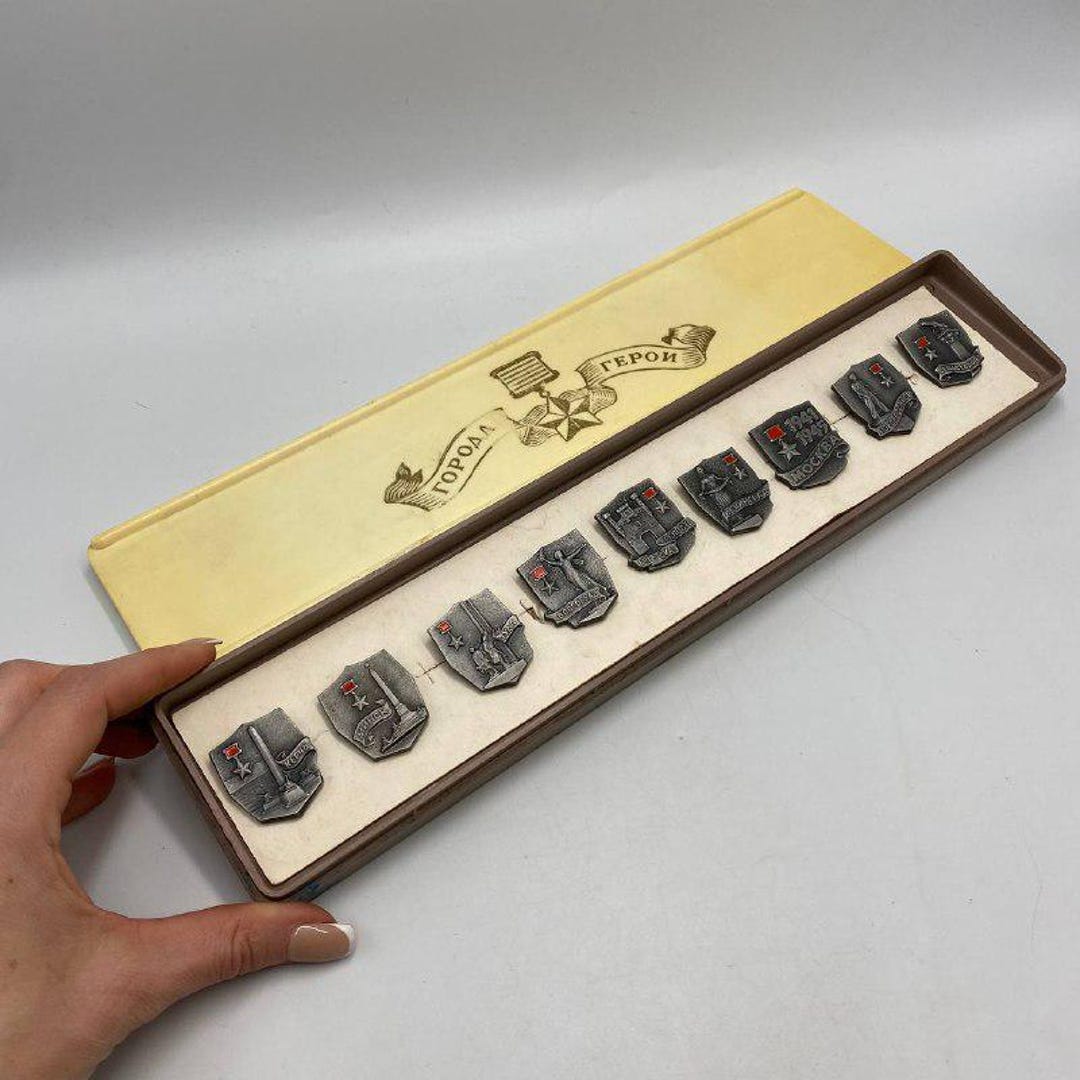Vintage Soviet Hero Cities Pin Set 1980s Commemorative Pins With Box - Etsy