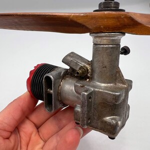 Vintage Mccoy 35 Red Head Model Airplane Radio Control Engine Propeller ...