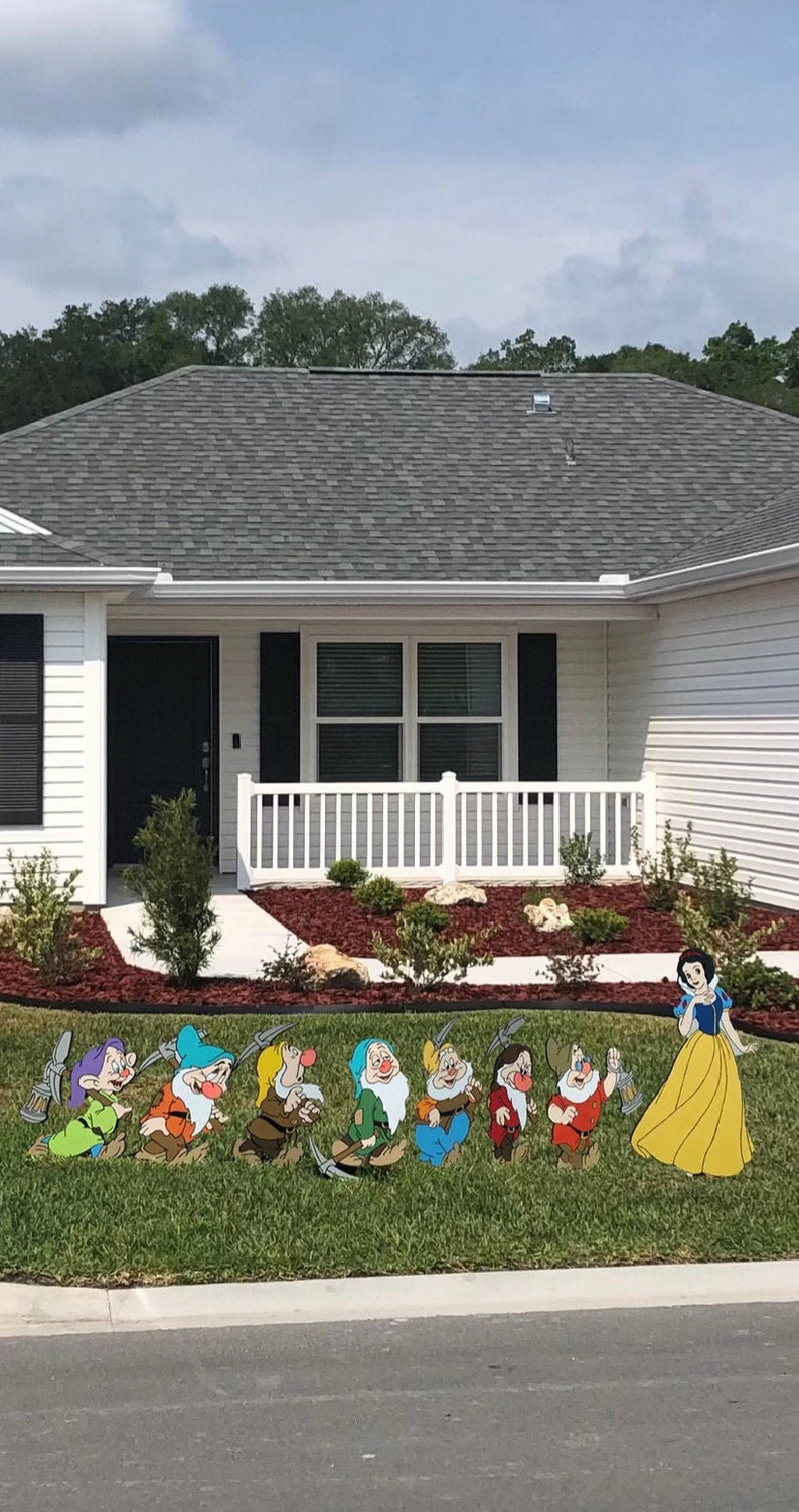 Snow White and the Seven Dwarfs Yard Signs/yard Art/yard - Etsy