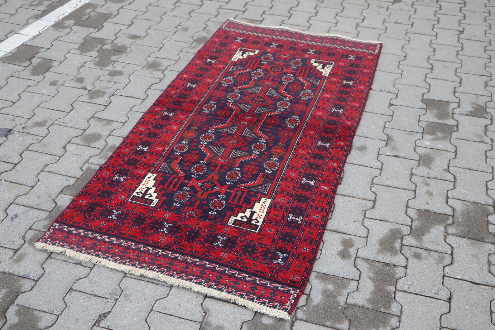 Red runner rug hallway rug ethnic rug boho rug vintage | Etsy