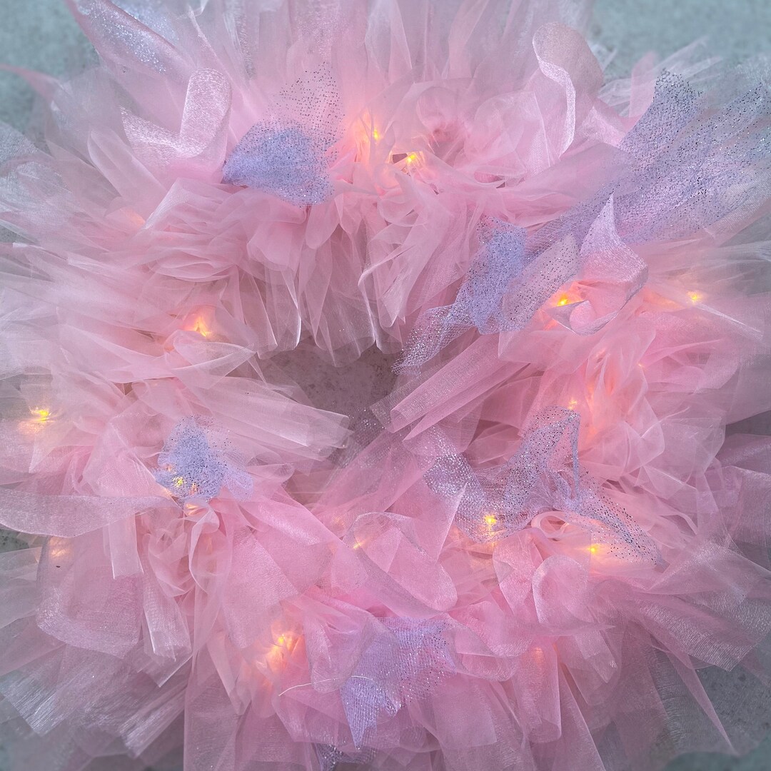 Wreath, wall art, tulle wreath, tulle wall plaque, decoration, home ...