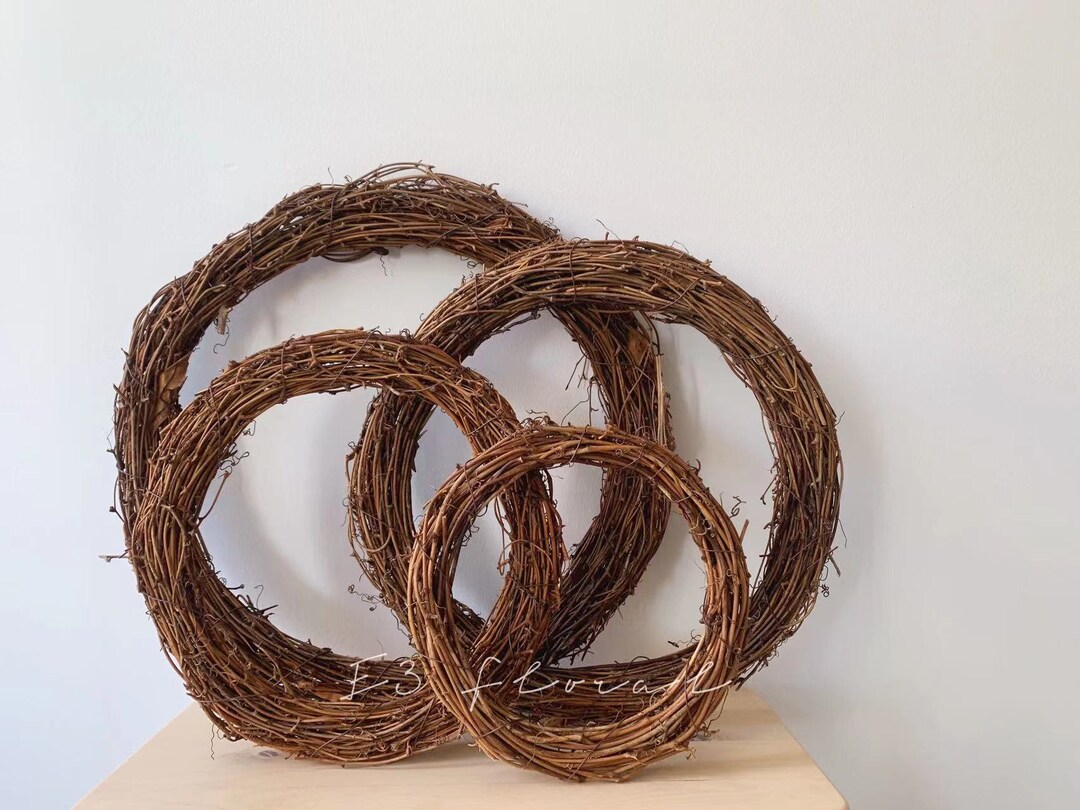 Grapevine Wreath Multiple Sizes, 20cm, 25cm, 30cm and 35cm, Christmas ...