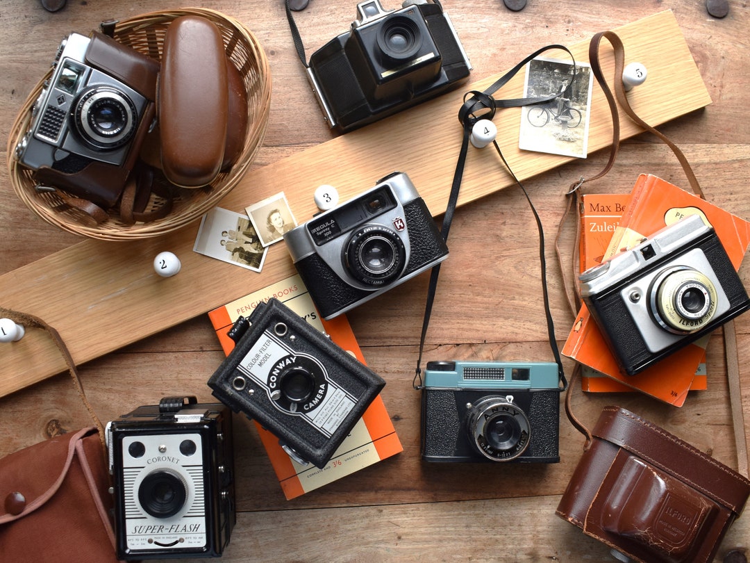 Vintage Camera. 1950s & 1960s Retro Cameras / Box Cameras and - Etsy UK