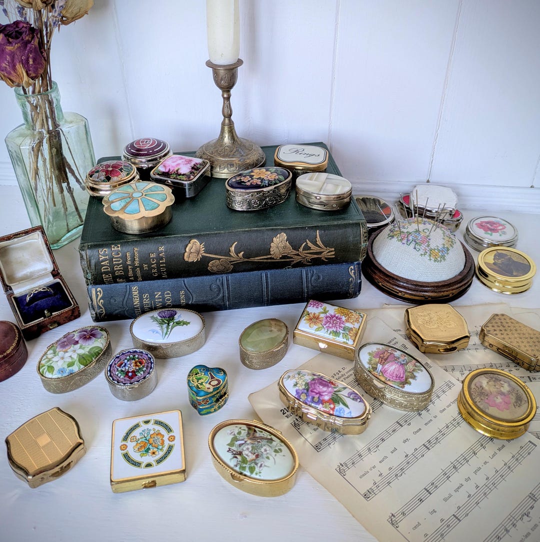 Vintage Pill Box/snuff Box. Brass, Silver, Mother of Pearl & Onyx Boxes ...