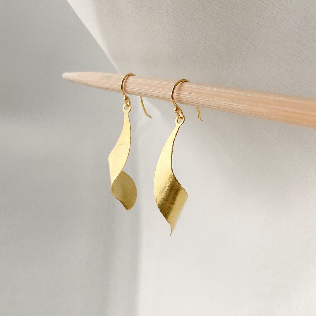 14k Gold Earrings , Gold Dangle Earrings , Gold Flower Earrings ...