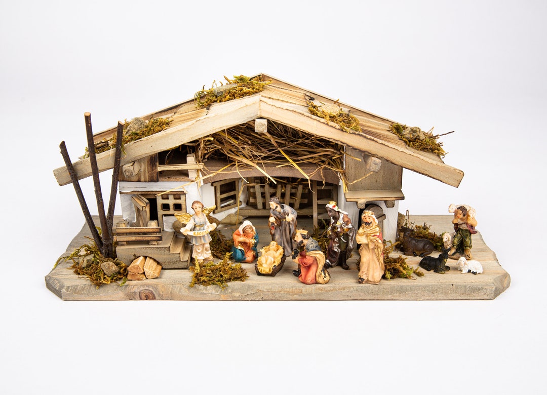 Weihnachtskrippe Krippe Krippenstall (W20+ Figuren) Weihnachten ...