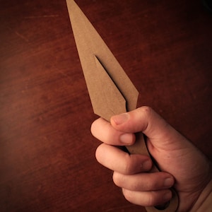 Warleaf Kunai || PDF Printable Pattern Cardboard Ninja Knife, Recyle ...