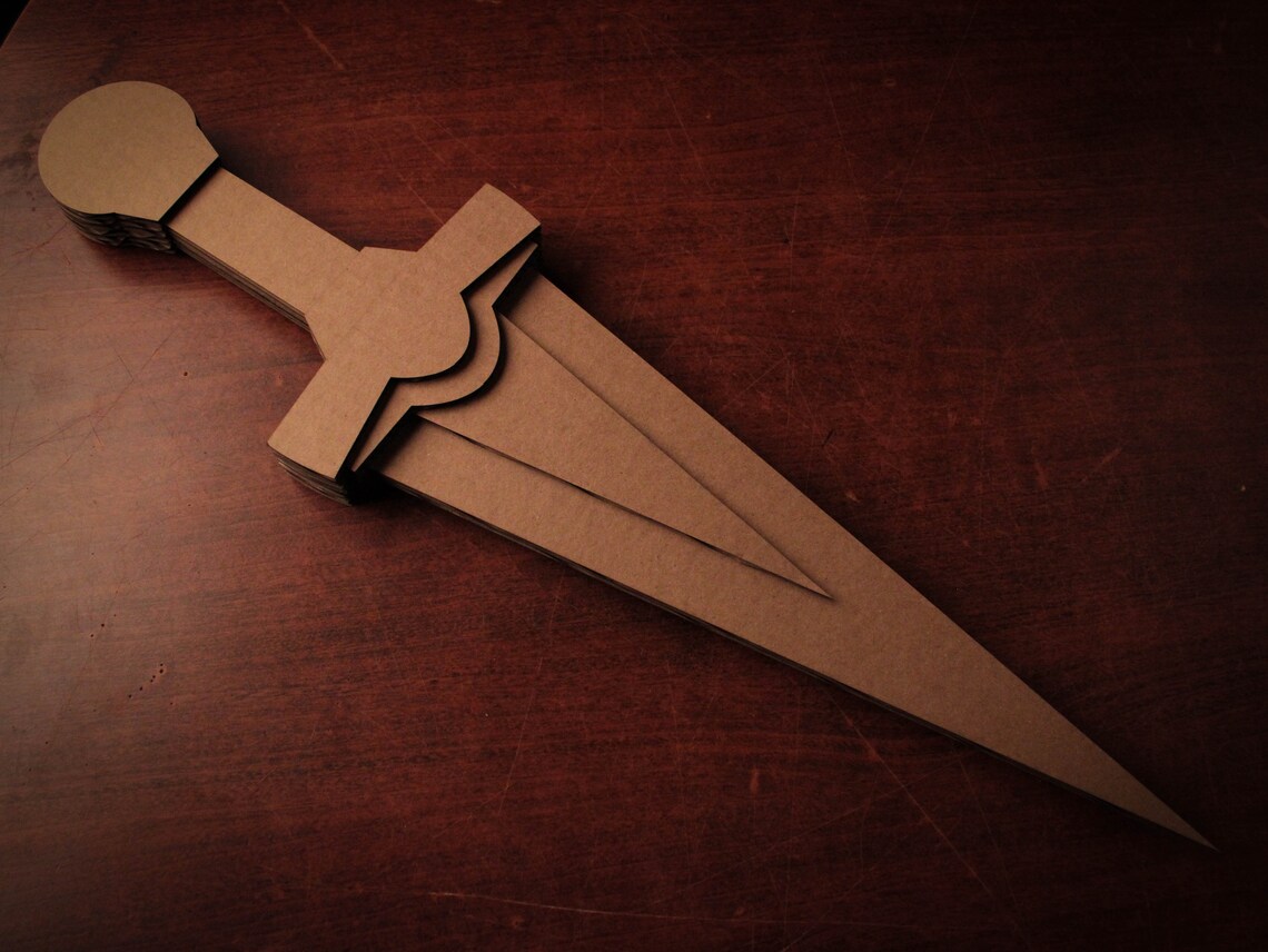 Scalepiercer Short Sword || PDF Printable Pattern Cardboard Sword, Toy ...