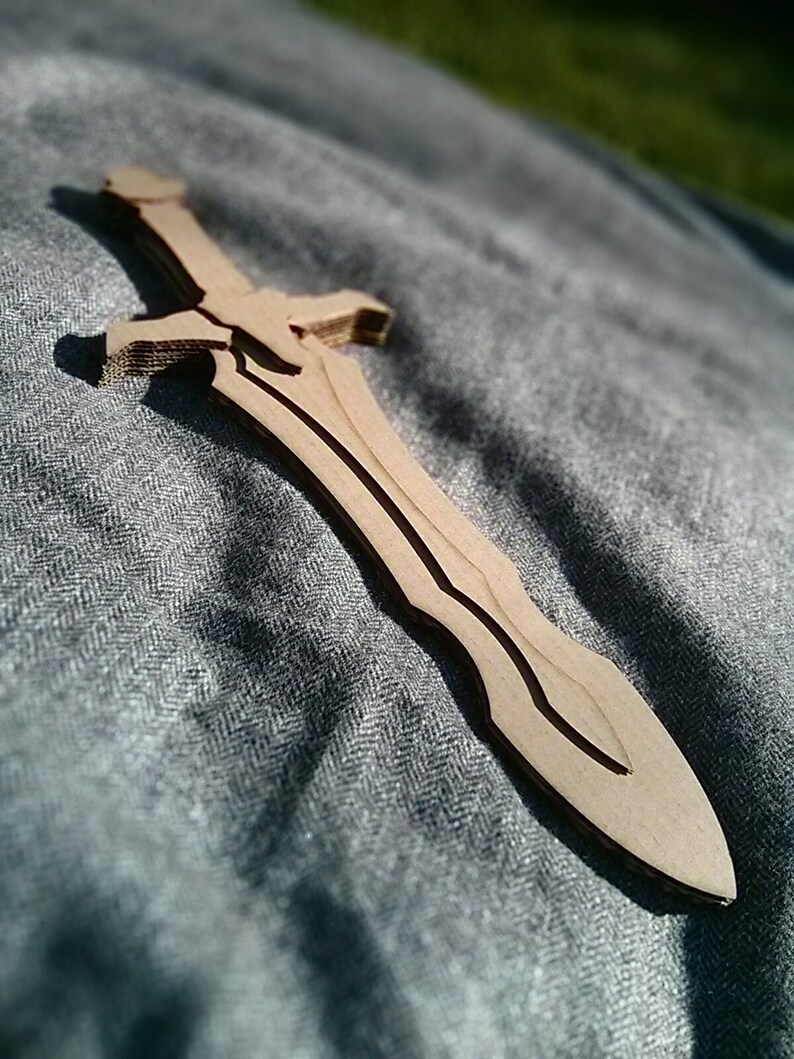 Hero's Main Gauche PDF Printable Pattern Cardboard Sword, Recyle DIY ...