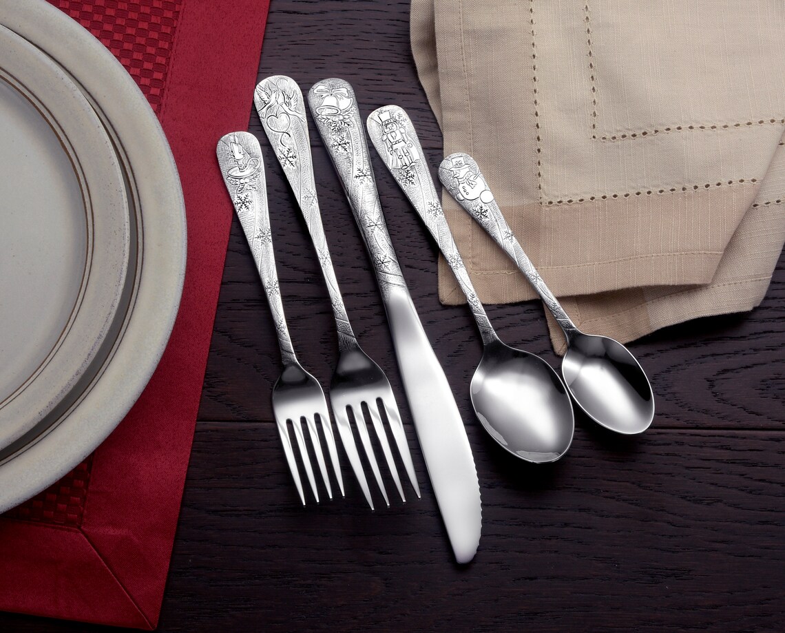 Holidays 45 Piece Flatware Set Service for 8 Includes Service Set Made ...