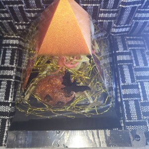 Custom Resin Pyramid, Large - Etsy