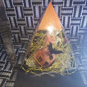 Custom Resin Pyramid, Large - Etsy