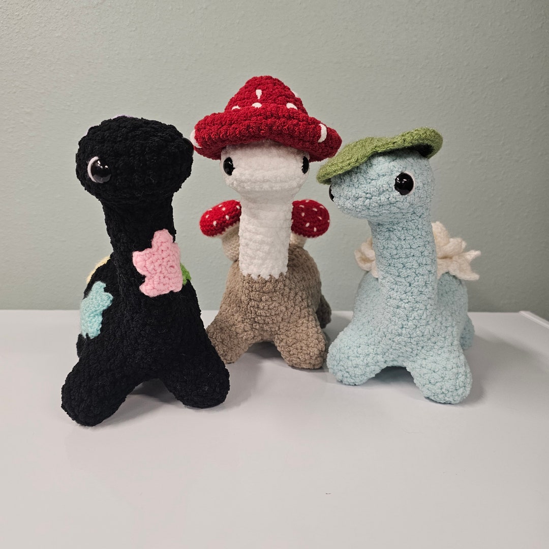Themed Dinosaur Plushie, Handmade Crocheted Amigurumi Dinosaur ...