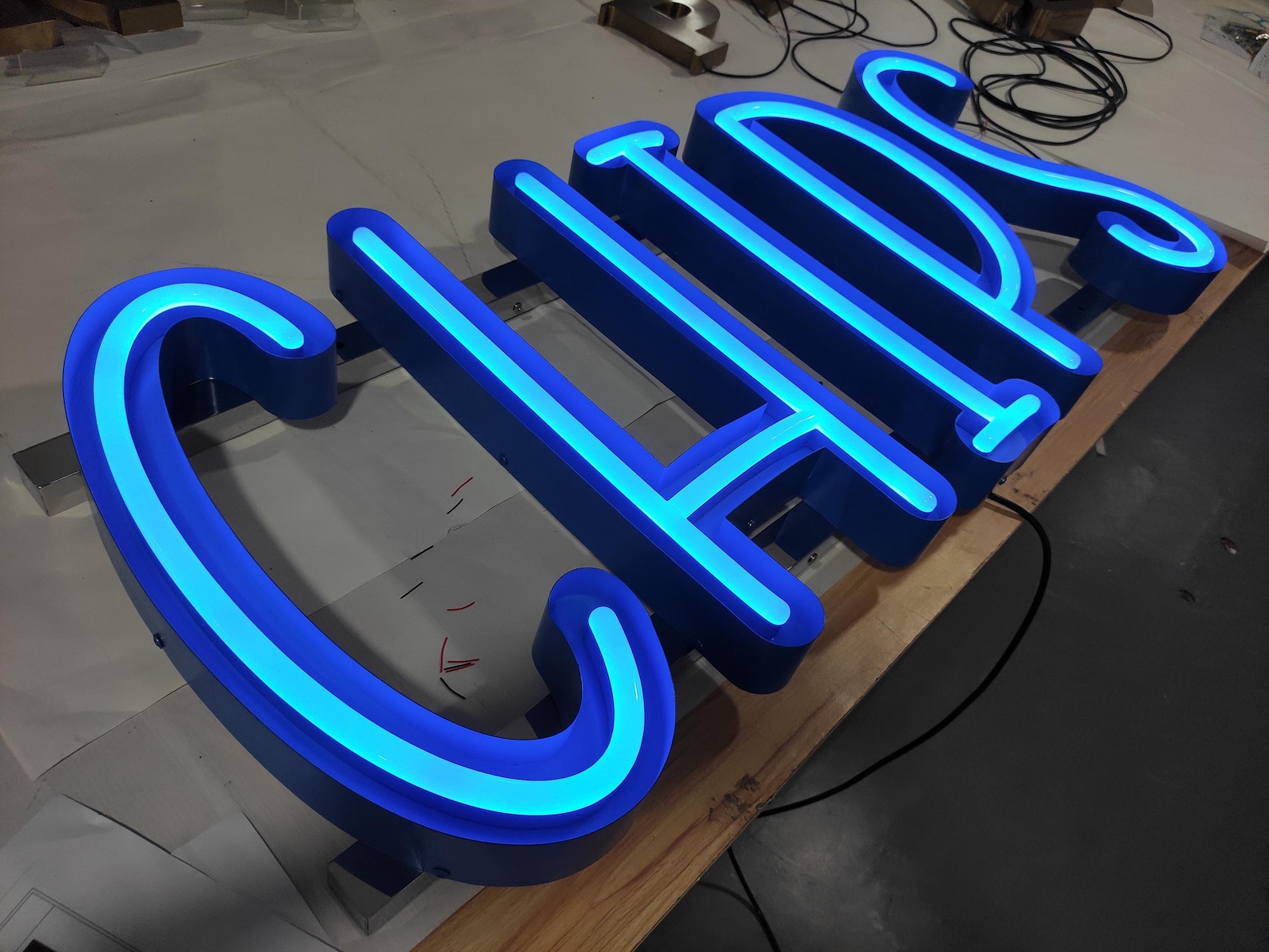 Custom Led Channel Letters,illuminated Metal Letters,3d Business Neon ...