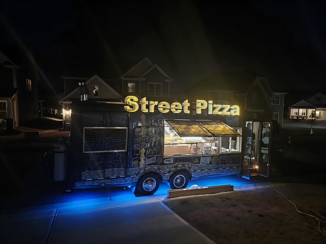 Custom Infinity Mirror LED Sign,personalize Business Logo for a ...