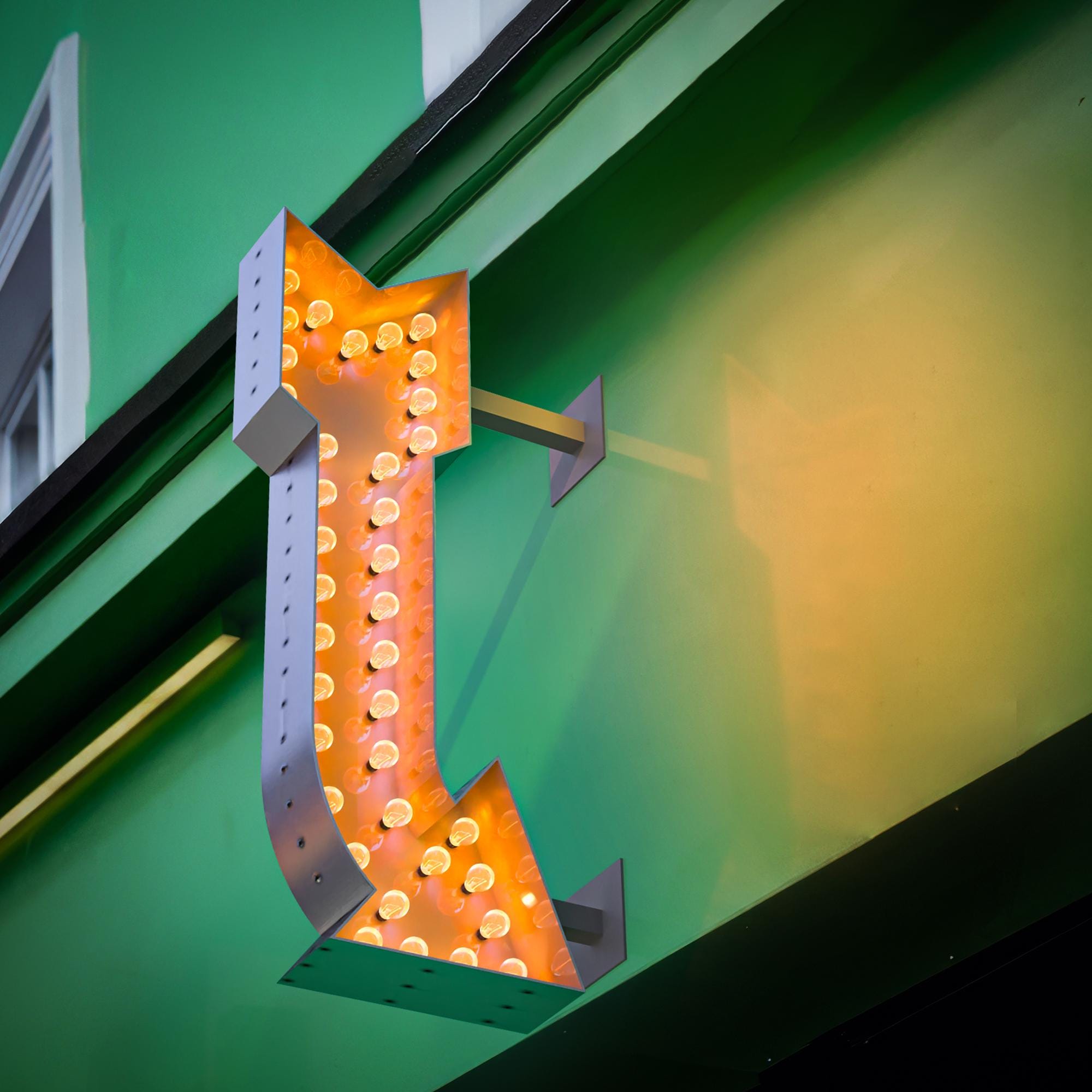 LED Light up Arrow Sign - Custom Metal Marquee Directional Sign ...