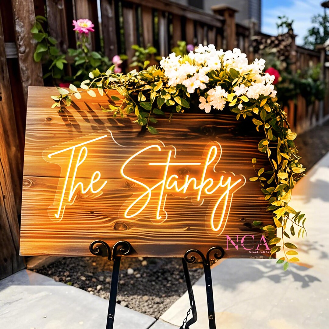 Custom Neon Wedding Sign - Personalized Couple Name LED Neon Sign ...