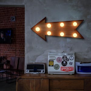 Custom Metal Red Arrow Light ,arrow Sign Marquee Signs, Arrow Sign Home ...