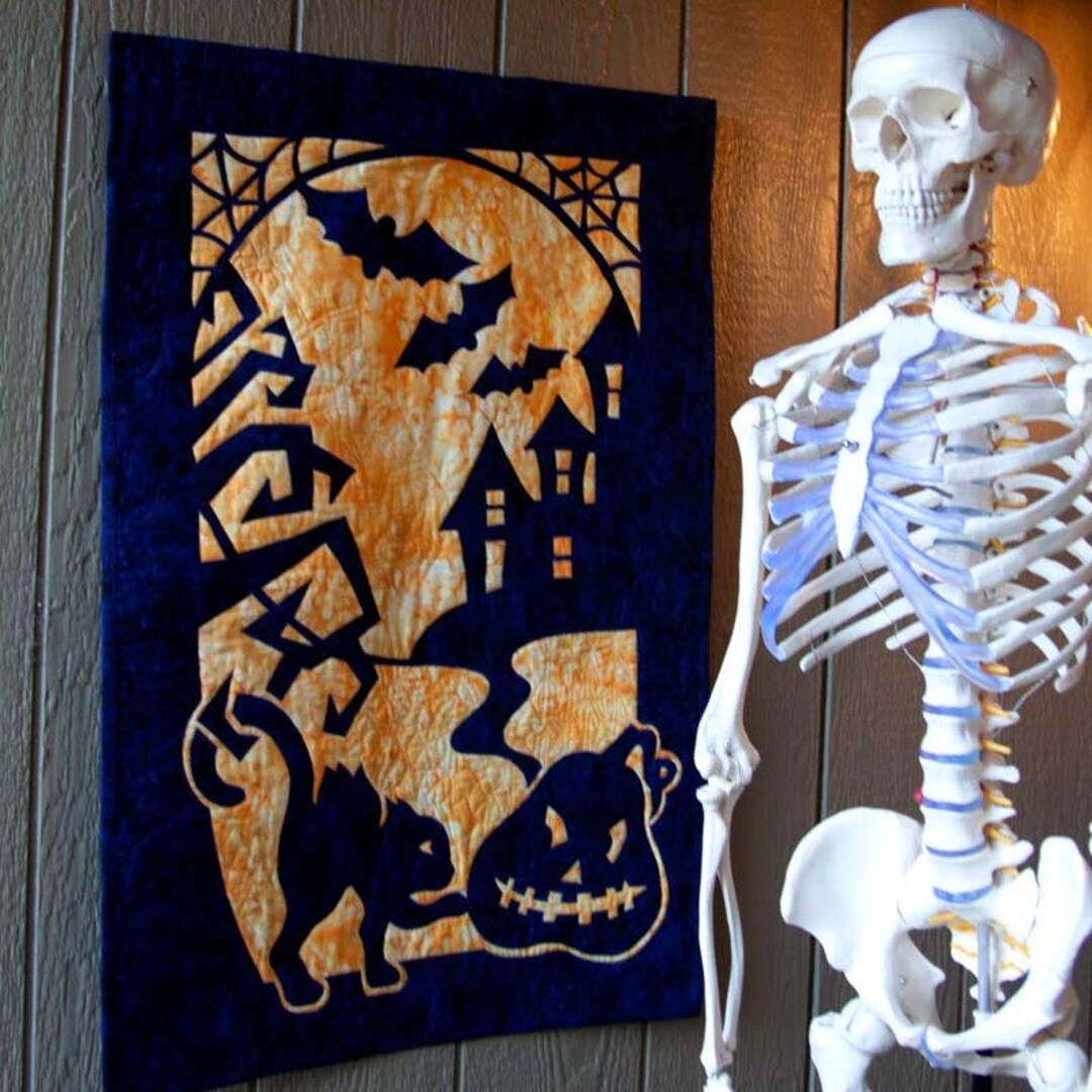 Halloween Applique Quilt Pattern by Pacific Rim Company - Etsy