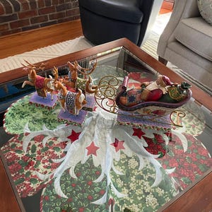 Around the Holly, Table Runner, Quilted Garden Designs, by Jenice ...