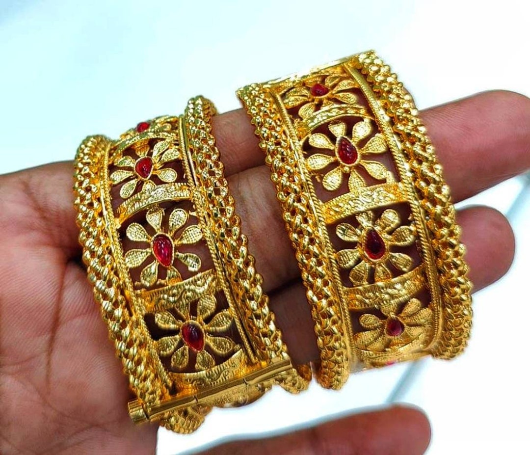 Openable Gold Kada Pair/ Indian Bangles/ Antique Gold Bangles/ Indian ...