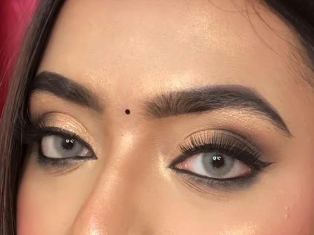 Small Bindi Stickers: Indian Forehead Jewelry, Size 9 (108 Count), 2mm Bindi - Etsy