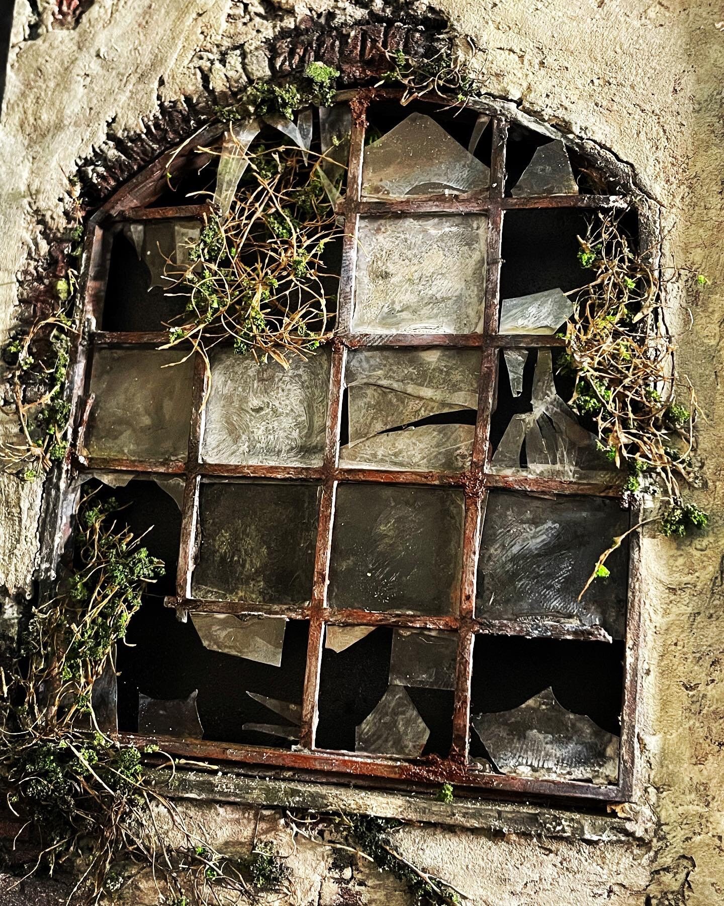 Abandoned Factory Window Diorama - Etsy