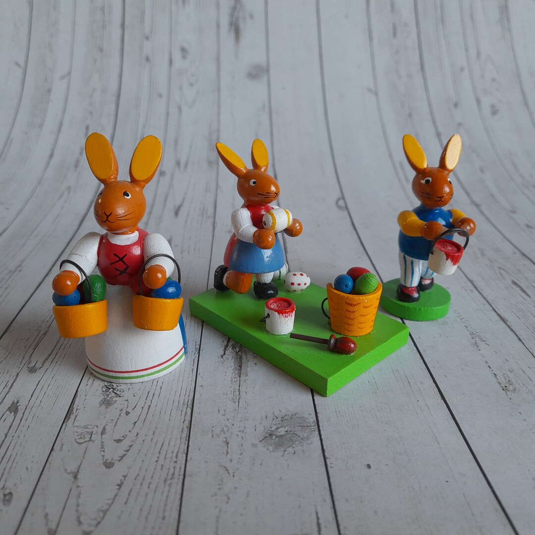 Vintage Bunnies Wooden Decoration Otto Mertens Erzgebirge, Scene of ...