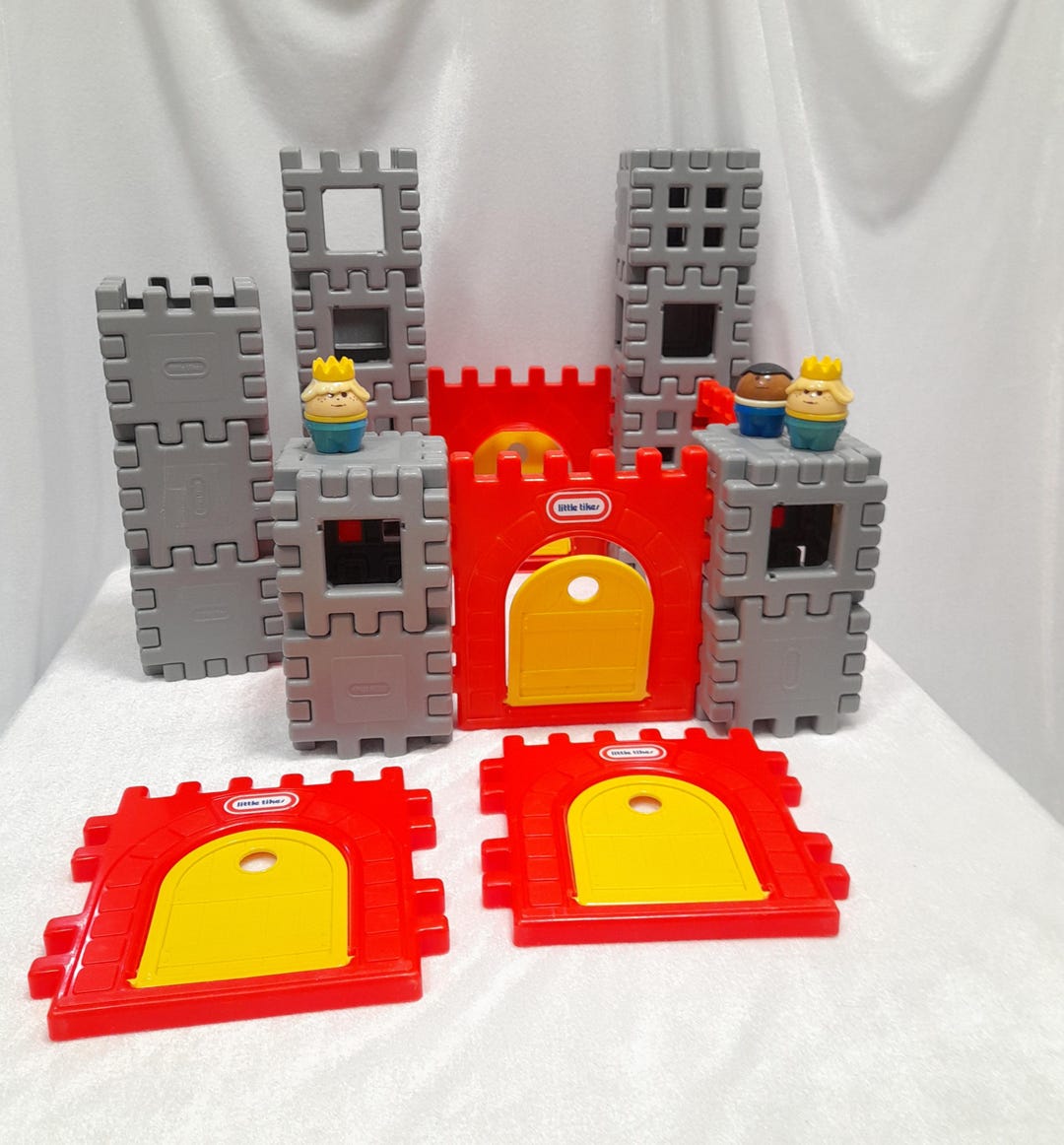 Vintage Little Tikes Wee Waffle Blocks Castle Building Set & Figures - Etsy