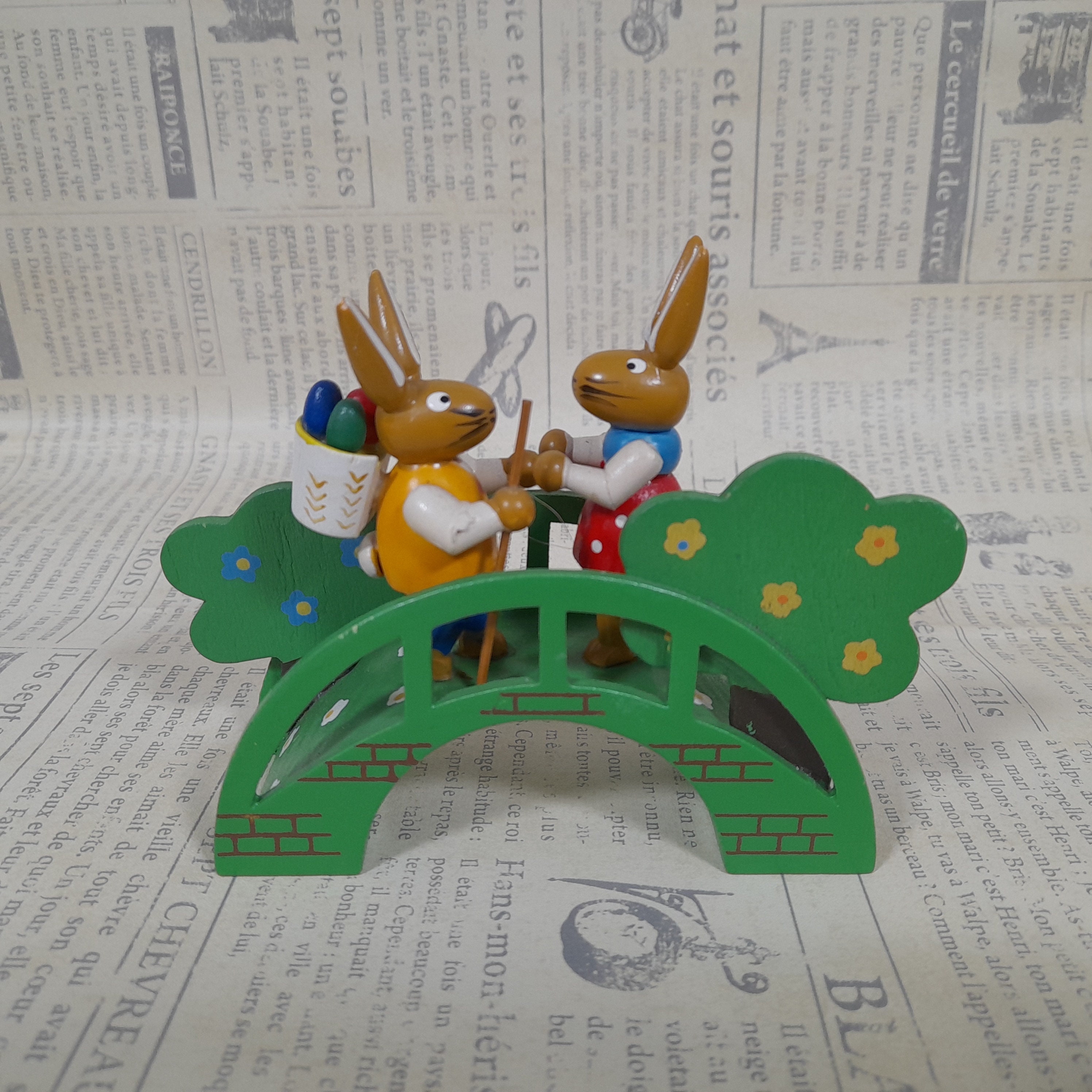 Vintage Bunnies Wooden Decoration Erzgebirge, Scene of 2 Easter Bunnies ...
